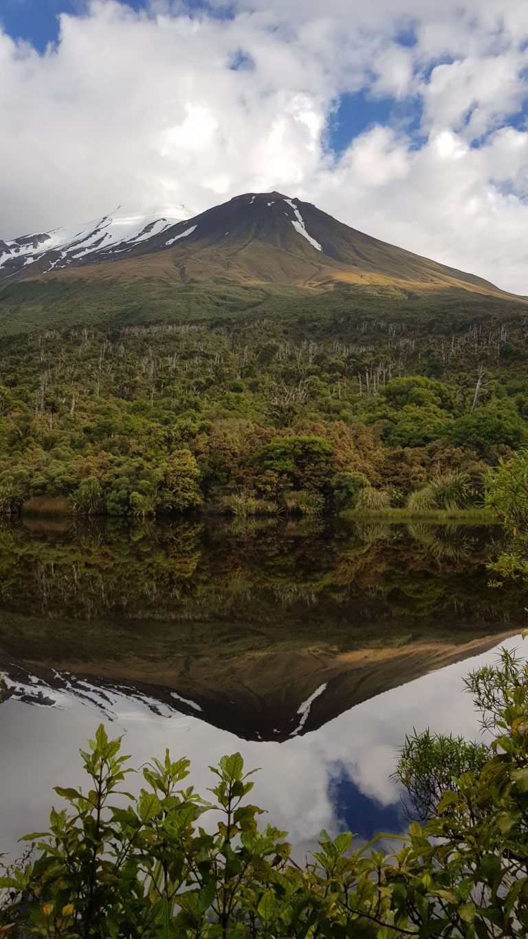 Around the Mountain Taranaki - 3 days Taranaki - Tinytramper®
