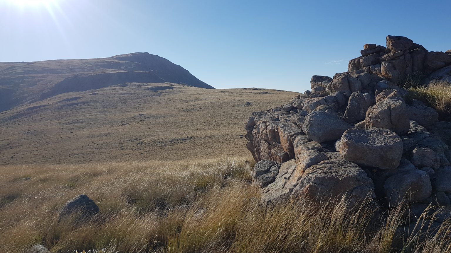 Mt Somers Track Canterbury - Tinytramper