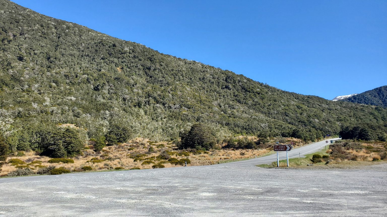 Lewis Tops, Lucretia and Nina River Canterbury - Tinytramper®